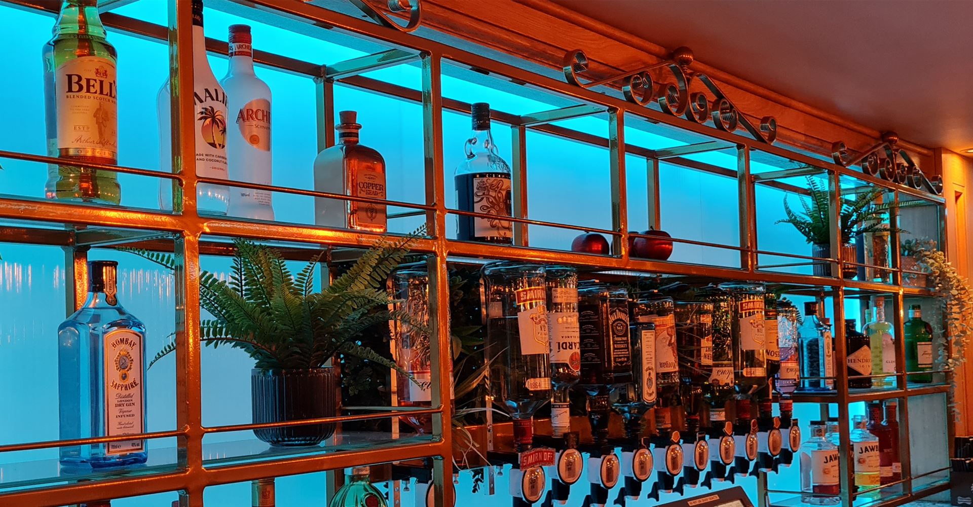Bellaghy's Taphouse Enlists Aurora Lighting to Illuminate New Function ...